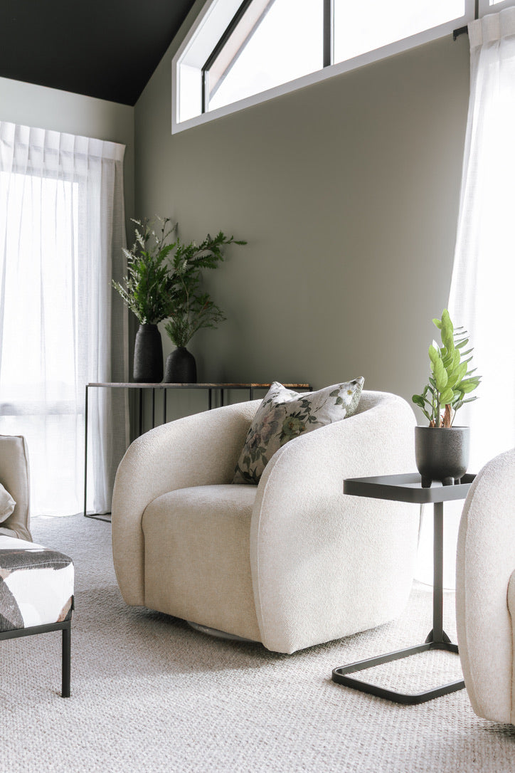 Max Swivel Chair – DressMyNest